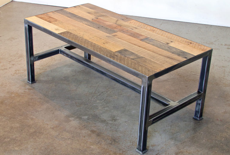 Pallet Coffee Table (staggered) (iron base) | Cole Baxter Creations